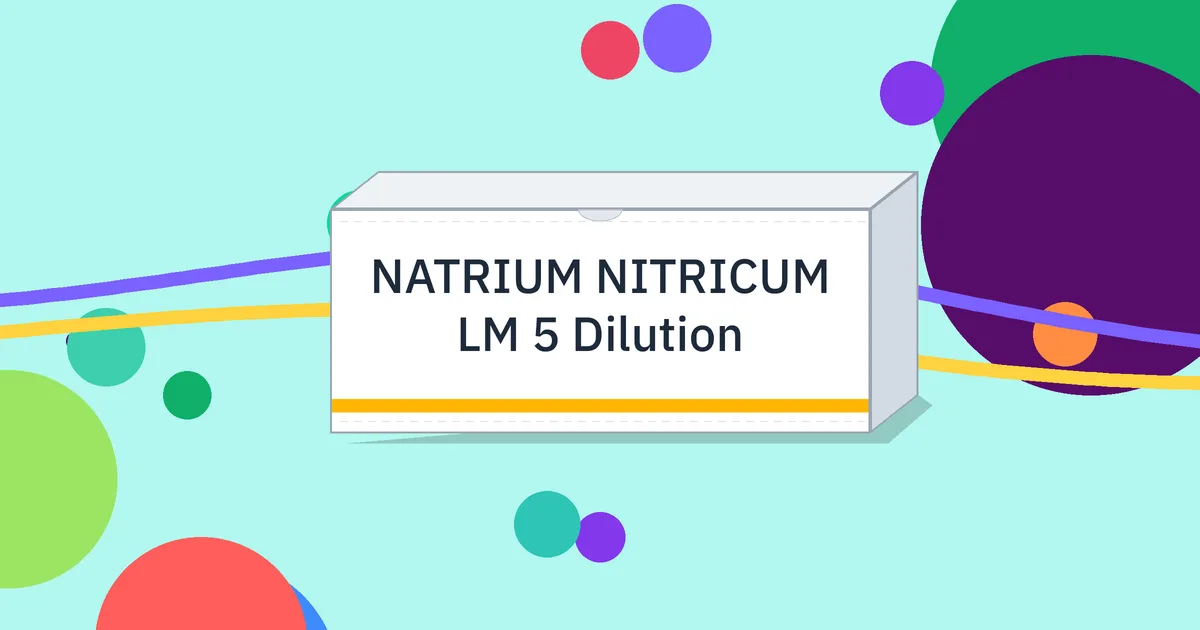 Symbolbild: Packung mit der Aufschrift NATRIUM NITRICUM LM 5 Dilution (PZN 12965553) – Verfügbarkeit und Bezug in Apotheken in Frankfurt am Main